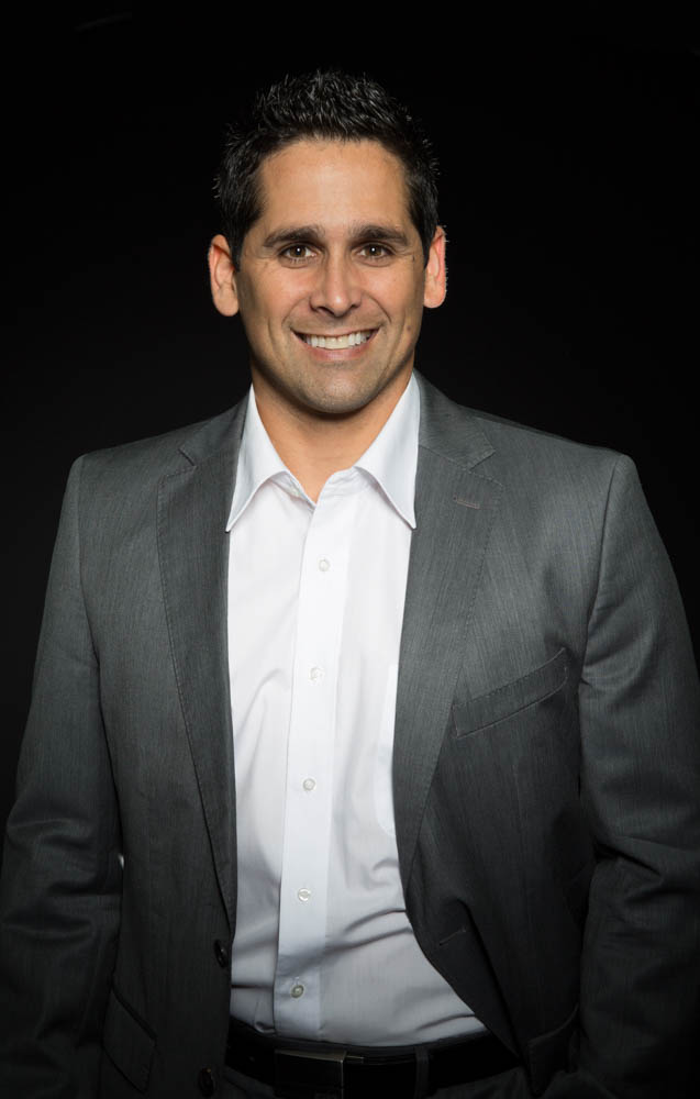 We Shoot Headshots – Ross Media